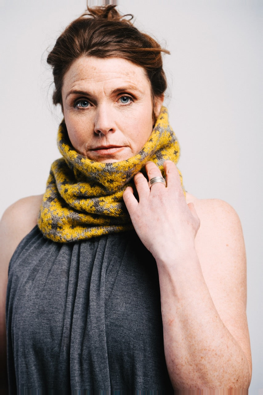 Sunburst Cowl Kit – Woollenflower